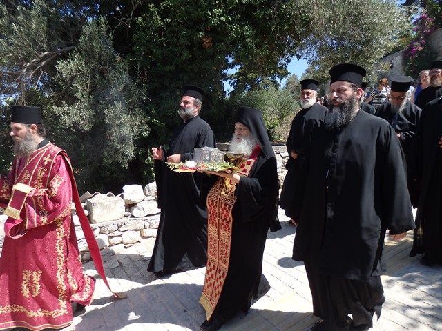 ΚΡΗΤΗ-ΧΟΡΕΥΤΙΚΟ – Ιερός Ναός Αγίου Αχιλλίου