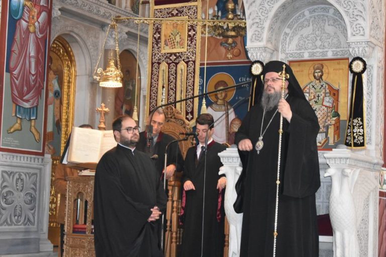 περιφορα επιταφιου – Ιερός Ναός Αγίου Αχιλλίου